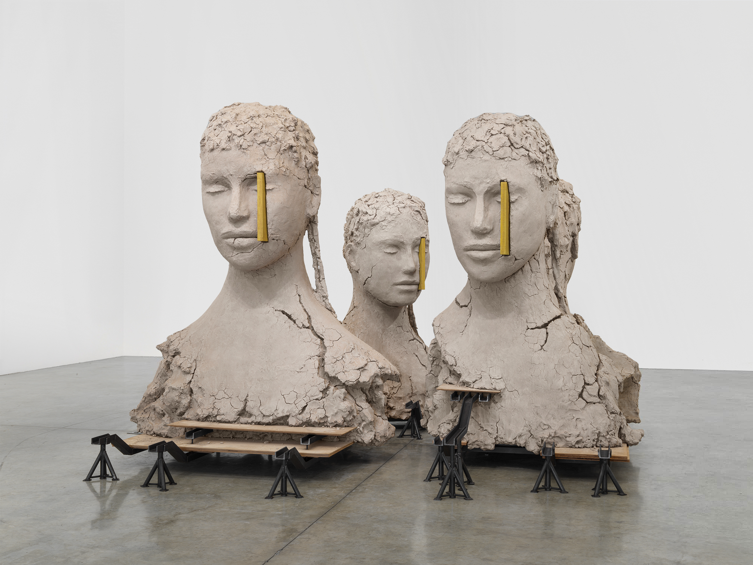 Mark Manders | Xavier Hufkens
